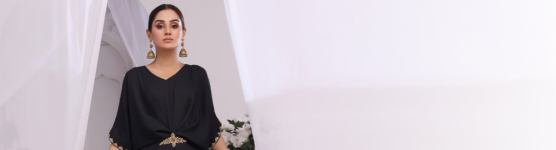 Zainab Hassan - The Ultimate Women Fashion Brand! – Zainab Hasan